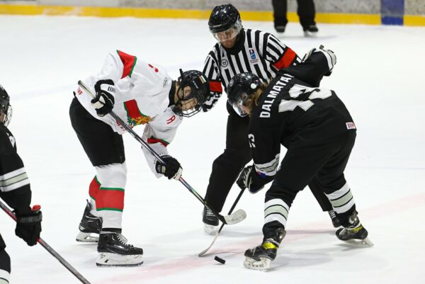 “On the Same Page” – U20 Men’s Head Coach Justin Daigle – Centre Ice
